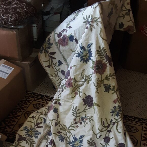 Ross Simons | Bedding | Ross Simons Fullqueen Ivory Background 85x87 ...